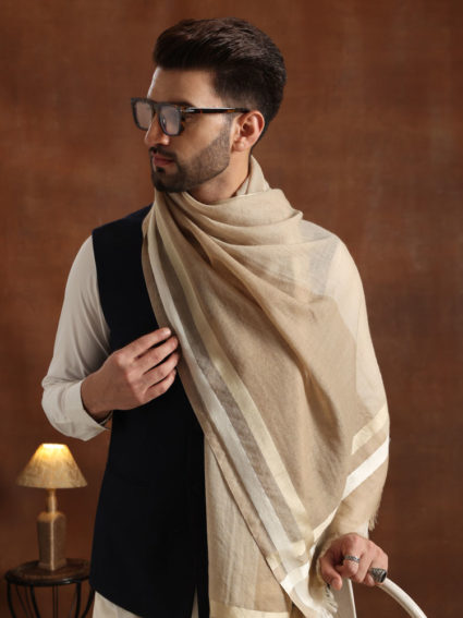 Why Are Shawls Given as Felicitation Gifts to Honor VIPs & Dignitaries?